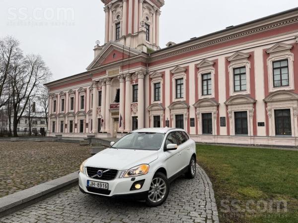 Белый Вольво ХС60 2009 в Елгава, объемом двигателя 2.40 л и пробегом 486 тыс. км за 3790 €, фото 3 на AUTOMOTO.COM.LV