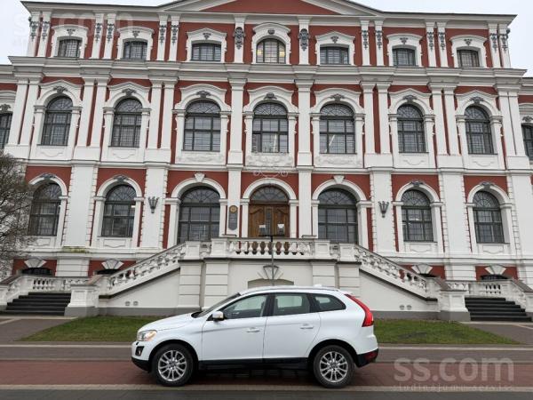 Белый Вольво ХС60 2009 в Елгава, объемом двигателя 2.40 л и пробегом 486 тыс. км за 3790 €, фото 4 на AUTOMOTO.COM.LV