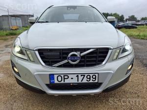 Balts Volvo XC60 2009 Rīga, ar dzinēja tilpumu 2.40 L un nobraukumu 295 tūkst. km par 8895 €, foto 5 vietnē AUTOMOTO.COM.LV