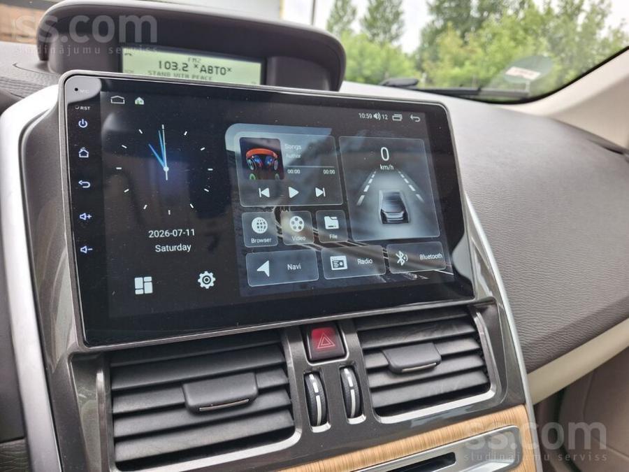 Balts Volvo XC60 2009 Rīga, ar dzinēja tilpumu 2.40 L un nobraukumu 295 tūkst. km par 8895 €, foto 21 vietnē AUTOMOTO.COM.LV
