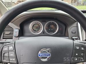 Balts Volvo XC60 2009 Rīga, ar dzinēja tilpumu 2.40 L un nobraukumu 295 tūkst. km par 8895 €, foto 23 vietnē AUTOMOTO.COM.LV