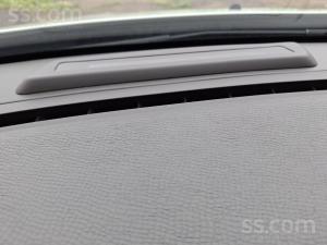 Balts Volvo XC60 2009 Rīga, ar dzinēja tilpumu 2.40 L un nobraukumu 295 tūkst. km par 8895 €, foto 26 vietnē AUTOMOTO.COM.LV
