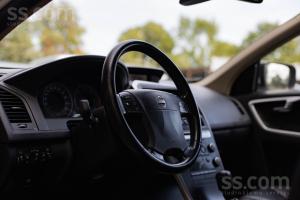 Белый Вольво ХС60 2009 в Рига, объемом двигателя 2.40 л и пробегом 382 тыс. км за 6690 €, фото 13 на AUTOMOTO.COM.LV
