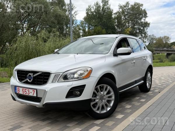 Balts Volvo XC60 2009 Rēzekne, ar dzinēja tilpumu 2.40 L un nobraukumu 226 tūkst. km par 7990 €, foto 2 vietnē AUTOMOTO.COM.LV