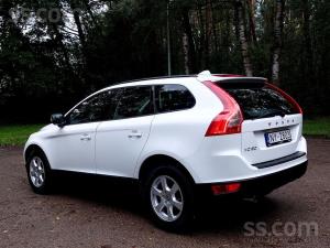 Balts Volvo XC60 2009 Rīga, ar dzinēja tilpumu 2.40 L un nobraukumu 195 tūkst. km par 7770 €, foto 6 vietnē AUTOMOTO.COM.LV
