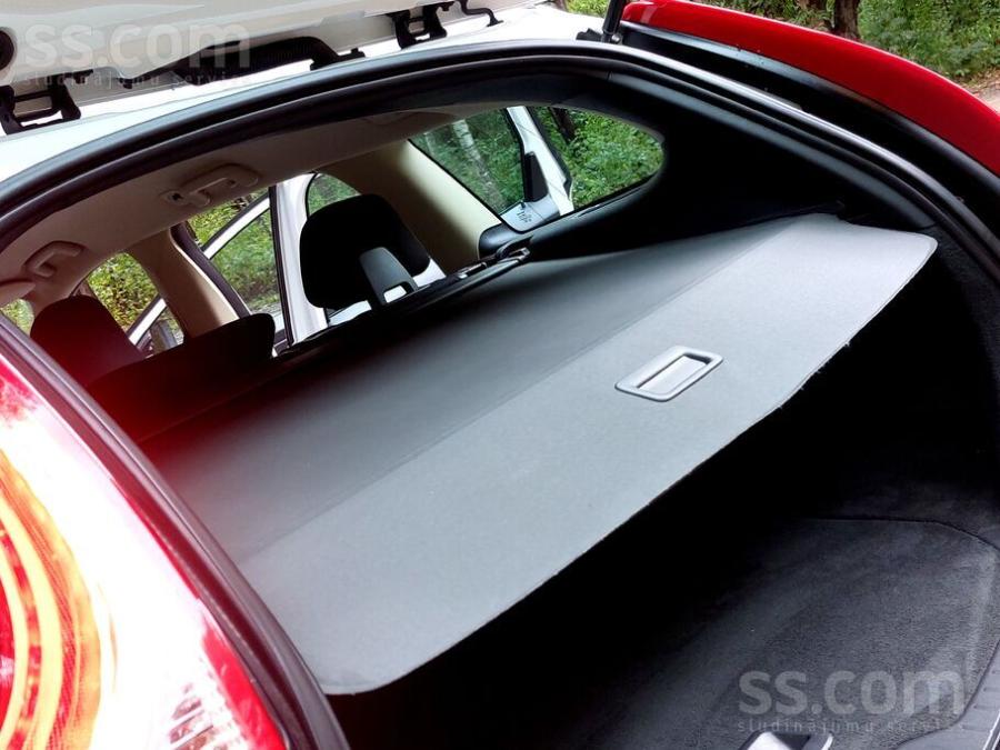 Balts Volvo XC60 2009 Rīga, ar dzinēja tilpumu 2.40 L un nobraukumu 195 tūkst. km par 7770 €, foto 16 vietnē AUTOMOTO.COM.LV