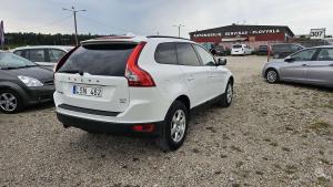 White Volvo XC60 2009 in Vilnius, with an engine capacity of 2.40 L and mileage of 308 thousand km for 3900 €, photo 7 on AUTOMOTO.COM.LV