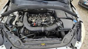 White Volvo XC60 2009 in Vilnius, with an engine capacity of 2.40 L and mileage of 308 thousand km for 3900 €, photo 19 on AUTOMOTO.COM.LV