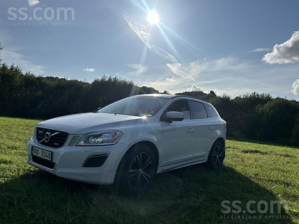 Balts Volvo XC60 2010 Talsi, ar dzinēja tilpumu 2.40 L un nobraukumu 446 tūkst. km par 5200 €, foto 2 vietnē AUTOMOTO.COM.LV