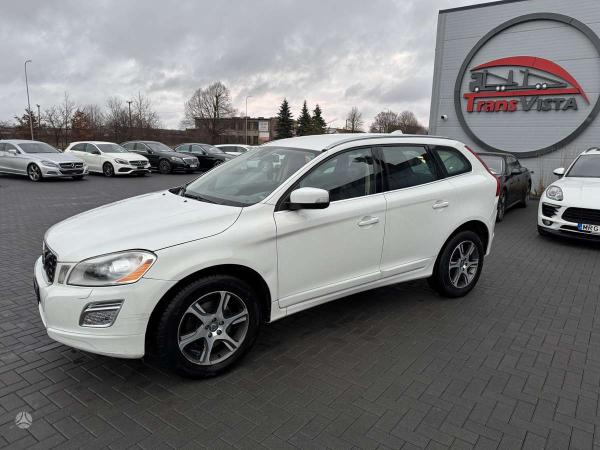 White Volvo XC60 2010 in Telschi, with an engine capacity of 2.95 L and mileage of 239 thousand km for 8300 €, photo 3 on AUTOMOTO.COM.LV