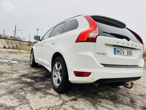 White Volvo XC60 2010 in Siauliai, with an engine capacity of 2.40 L and mileage of 460 thousand km for 6500 €, photo 7 on AUTOMOTO.COM.LV