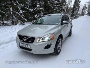 White Volvo XC60 2010 in Tallinn, with an engine capacity of 2.40 L and mileage of 408 thousand km for 6999 €, photo  on AUTOMOTO.COM.LV