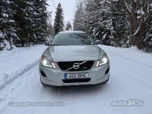 White Volvo XC60 2010 in Tallinn, with an engine capacity of 2.40 L and mileage of 408 thousand km for 6999 €, photo 5 on AUTOMOTO.COM.LV
