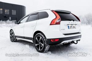 White Volvo XC60 2010 in Tallinn, with an engine capacity of 2.40 L and mileage of 340 thousand km for 7499 €, photo 4 on AUTOMOTO.COM.LV