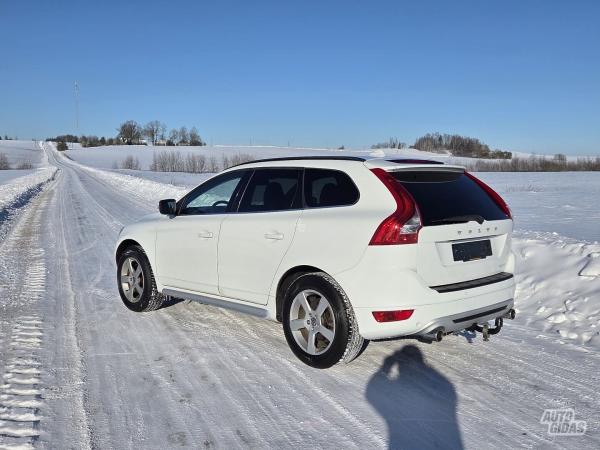 Balts Volvo XC60 2010 Kauņa, ar dzinēja tilpumu 2.40 L un nobraukumu 288 tūkst. km par 7950 €, foto 6 vietnē AUTOMOTO.COM.LV