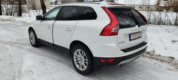 Balts Volvo XC60 2010 Kauņa, ar dzinēja tilpumu 2.40 L un nobraukumu 417 tūkst. km par 4499 €, foto 4 vietnē AUTOMOTO.COM.LV
