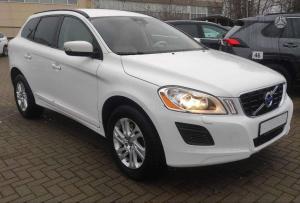 Balts Volvo XC60 2010 Tauragė, ar dzinēja tilpumu 1.98 L un nobraukumu 183 tūkst. km par 7750 €, foto 17 vietnē AUTOMOTO.COM.LV