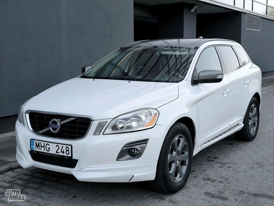 Balts Volvo XC60 2010 Viļņa, ar dzinēja tilpumu 2.40 L un nobraukumu 247 tūkst. km par 7400 €, foto 1 vietnē AUTOMOTO.COM.LV