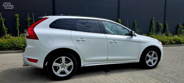 Balts Volvo XC60 2010 Viļņa, ar dzinēja tilpumu 2.40 L un nobraukumu 320 tūkst. km par 7900 €, foto 6 vietnē AUTOMOTO.COM.LV