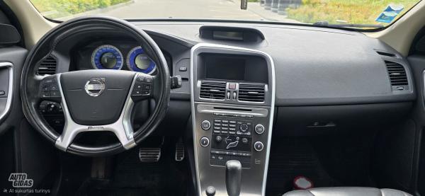 Balts Volvo XC60 2010 Viļņa, ar dzinēja tilpumu 2.40 L un nobraukumu 320 tūkst. km par 7900 €, foto 9 vietnē AUTOMOTO.COM.LV