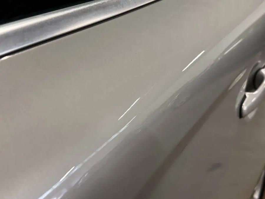 White Volvo XC60 2010 in Jurmala, with an engine capacity of 2.40 L and mileage of 281 thousand km for 8995 €, photo 32 on AUTOMOTO.COM.LV