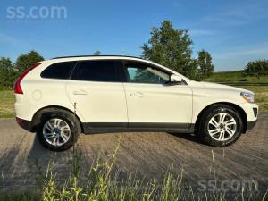 Balts Volvo XC60 2010 Ogre, ar dzinēja tilpumu 2.00 L un nobraukumu 331 tūkst. km par 4990 €, foto 11 vietnē AUTOMOTO.COM.LV