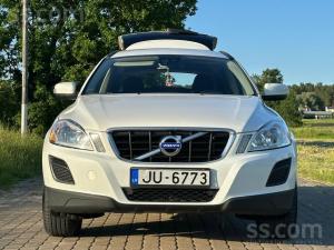 Balts Volvo XC60 2010 Ogre, ar dzinēja tilpumu 2.00 L un nobraukumu 331 tūkst. km par 4990 €, foto 15 vietnē AUTOMOTO.COM.LV