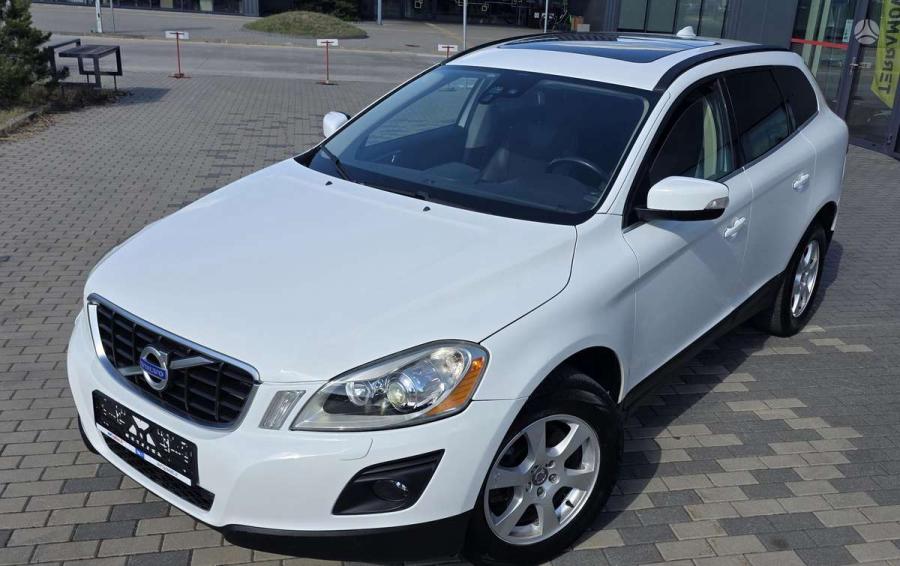 Balts Volvo XC60 2010 Šauļi, ar dzinēja tilpumu 2.40 L un nobraukumu 280 tūkst. km par 8650 €, foto 6 vietnē AUTOMOTO.COM.LV