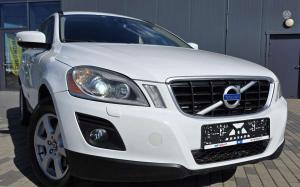 Balts Volvo XC60 2010 Šauļi, ar dzinēja tilpumu 2.40 L un nobraukumu 280 tūkst. km par 8650 €, foto 10 vietnē AUTOMOTO.COM.LV