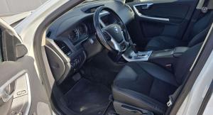 Balts Volvo XC60 2010 Šauļi, ar dzinēja tilpumu 2.40 L un nobraukumu 280 tūkst. km par 8650 €, foto 22 vietnē AUTOMOTO.COM.LV