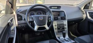 Balts Volvo XC60 2010 Šauļi, ar dzinēja tilpumu 2.40 L un nobraukumu 280 tūkst. km par 8650 €, foto 24 vietnē AUTOMOTO.COM.LV