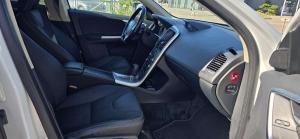 Balts Volvo XC60 2010 Šauļi, ar dzinēja tilpumu 2.40 L un nobraukumu 280 tūkst. km par 8650 €, foto 26 vietnē AUTOMOTO.COM.LV