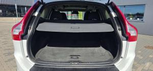 Balts Volvo XC60 2010 Šauļi, ar dzinēja tilpumu 2.40 L un nobraukumu 280 tūkst. km par 8650 €, foto 34 vietnē AUTOMOTO.COM.LV