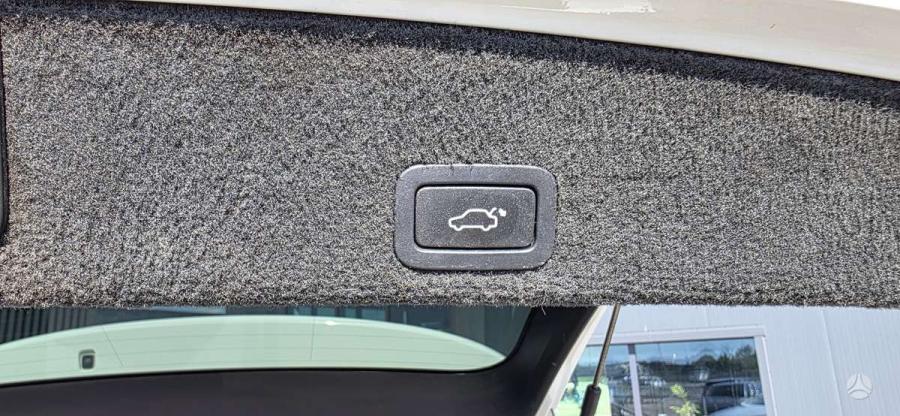 Balts Volvo XC60 2010 Šauļi, ar dzinēja tilpumu 2.40 L un nobraukumu 280 tūkst. km par 8650 €, foto 35 vietnē AUTOMOTO.COM.LV