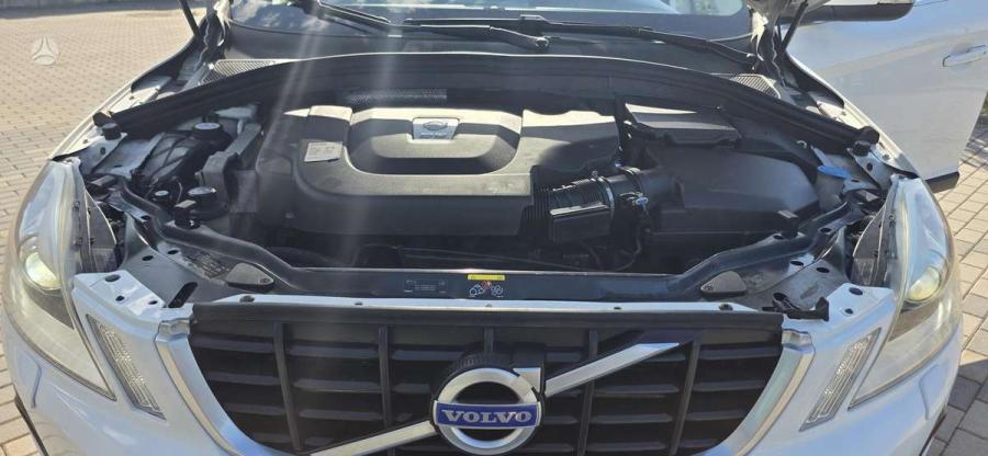 Balts Volvo XC60 2010 Šauļi, ar dzinēja tilpumu 2.40 L un nobraukumu 280 tūkst. km par 8650 €, foto 36 vietnē AUTOMOTO.COM.LV