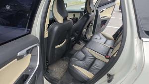 Balts Volvo XC60 2010 Viļņa, ar dzinēja tilpumu 2.40 L un nobraukumu 262 tūkst. km par 5000 €, foto 9 vietnē AUTOMOTO.COM.LV