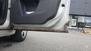 Balts Volvo XC60 2010 Viļņa, ar dzinēja tilpumu 2.40 L un nobraukumu 262 tūkst. km par 5000 €, foto 14 vietnē AUTOMOTO.COM.LV