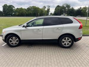 Balts Volvo XC60 2010 Viļņa, ar dzinēja tilpumu 2.40 L un nobraukumu 247 tūkst. km par 5900 €, foto 6 vietnē AUTOMOTO.COM.LV