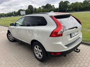 Balts Volvo XC60 2010 Viļņa, ar dzinēja tilpumu 2.40 L un nobraukumu 247 tūkst. km par 5900 €, foto 8 vietnē AUTOMOTO.COM.LV