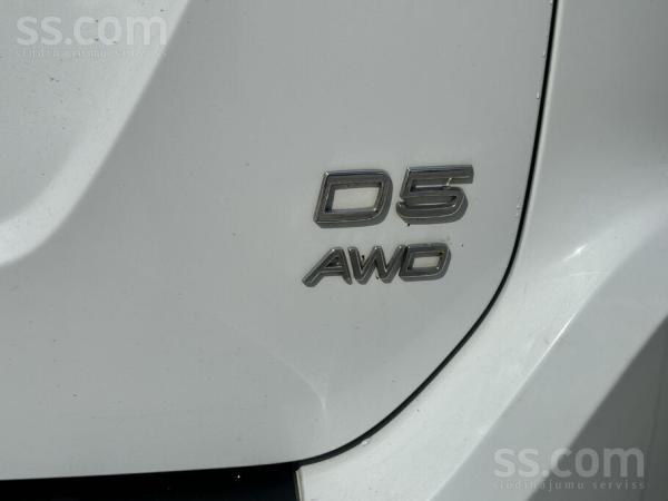 White Volvo XC60 2010 in Riga, with an engine capacity of 2.40 L and mileage of 330 thousand km for 7599 €, photo 9 on AUTOMOTO.COM.LV