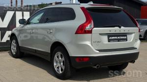 Balts Volvo XC60 2010 Liepāja, ar dzinēja tilpumu 2.40 L un nobraukumu 222 tūkst. km par 7850 €, foto 7 vietnē AUTOMOTO.COM.LV