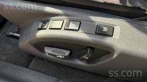 Balts Volvo XC60 2010 Liepāja, ar dzinēja tilpumu 2.40 L un nobraukumu 222 tūkst. km par 7850 €, foto 12 vietnē AUTOMOTO.COM.LV