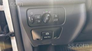 Balts Volvo XC60 2010 Liepāja, ar dzinēja tilpumu 2.40 L un nobraukumu 222 tūkst. km par 7850 €, foto 14 vietnē AUTOMOTO.COM.LV
