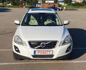 Balts Volvo XC60 2010 Šauļi, ar dzinēja tilpumu 2.95 L un nobraukumu 163 tūkst. km par 8500 €, foto 4 vietnē AUTOMOTO.COM.LV