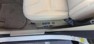 Balts Volvo XC60 2010 Šauļi, ar dzinēja tilpumu 2.95 L un nobraukumu 163 tūkst. km par 8500 €, foto 27 vietnē AUTOMOTO.COM.LV