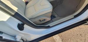 Balts Volvo XC60 2010 Šauļi, ar dzinēja tilpumu 2.95 L un nobraukumu 163 tūkst. km par 8500 €, foto 29 vietnē AUTOMOTO.COM.LV