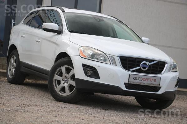 White Volvo XC60 2010 in Tukums, with an engine capacity of 2.40 L and mileage of 288 thousand km for 8999 €, photo 7 on AUTOMOTO.COM.LV