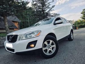 Balts Volvo XC60 2010 Viļņa, ar dzinēja tilpumu 2.40 L un nobraukumu 330 tūkst. km par 5650 €, foto 7 vietnē AUTOMOTO.COM.LV