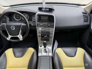White Volvo XC60 2010 in Siauliai, with an engine capacity of 2.40 L and mileage of 301 thousand km for 10950 €, photo 21 on AUTOMOTO.COM.LV