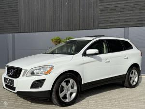 Balts Volvo XC60 2010 Šauļi, ar dzinēja tilpumu 2.40 L un nobraukumu 301 tūkst. km par 10950 €, foto 5 vietnē AUTOMOTO.COM.LV